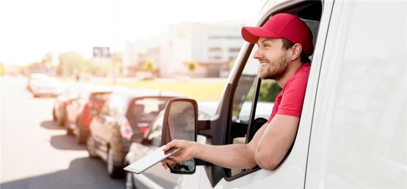 Smooth parcel delivery. Meest Post – your international postal service.